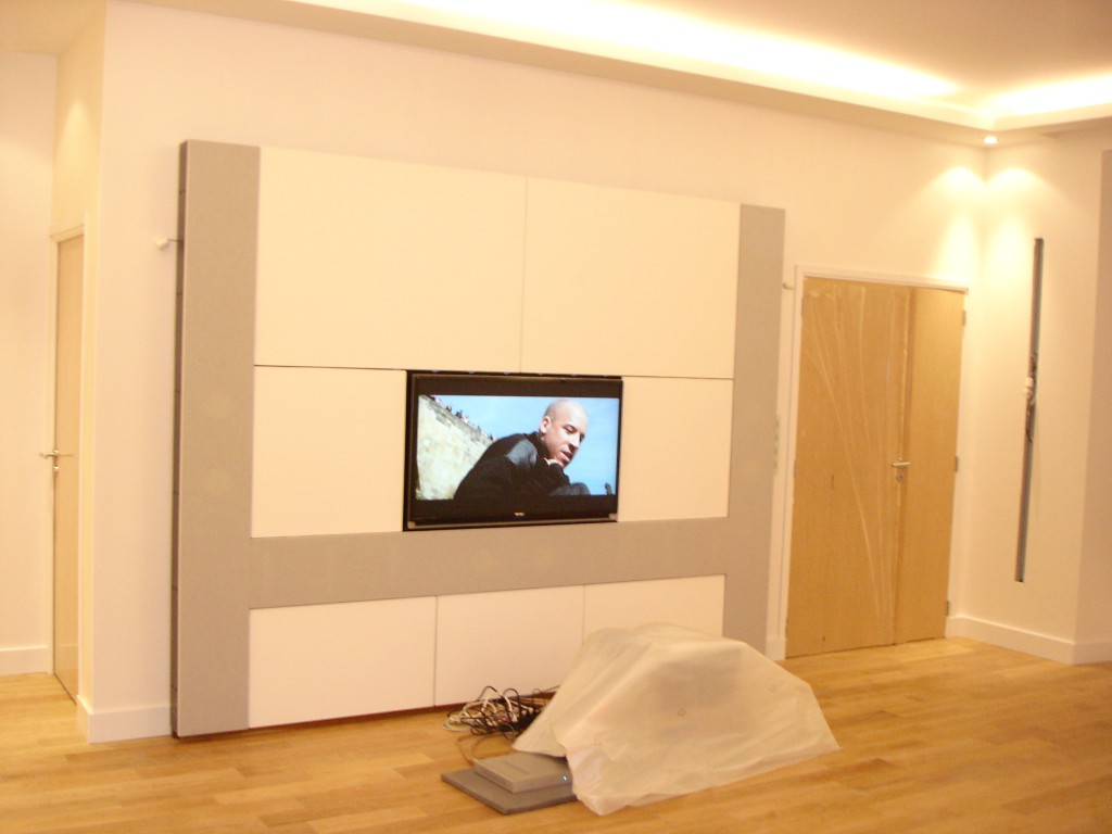 Mur sonore dans un appartement hausmannien - Voir et Émouvoir